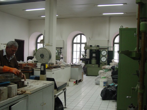 BUILDING MATERIALS LAB - İTÜ Faculty of Architecture